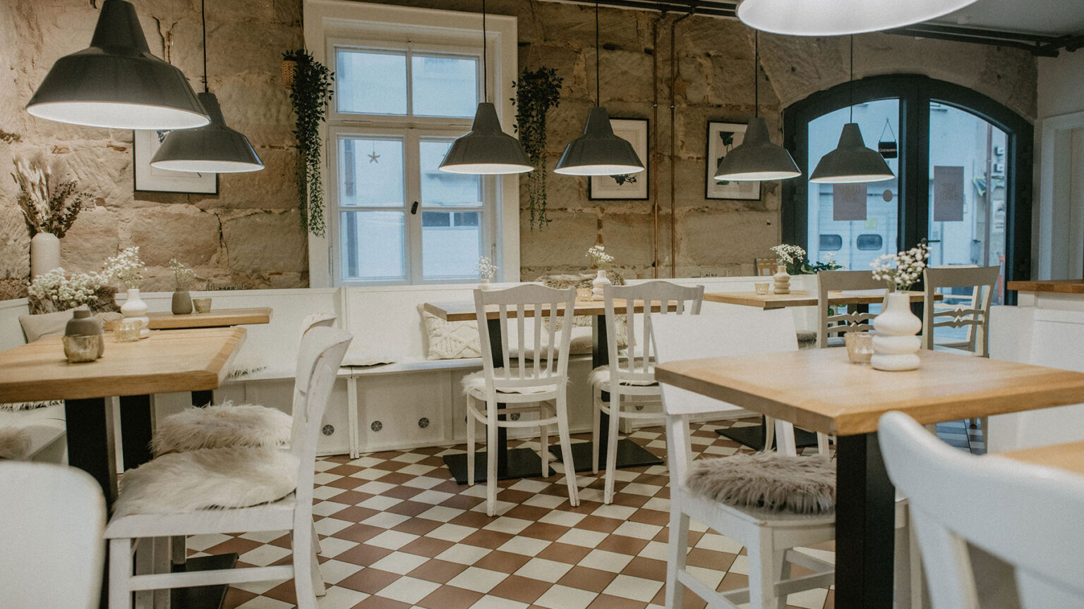 [fee-ka] Café – Ihr Ort für Genuss und Gemütlichkeit